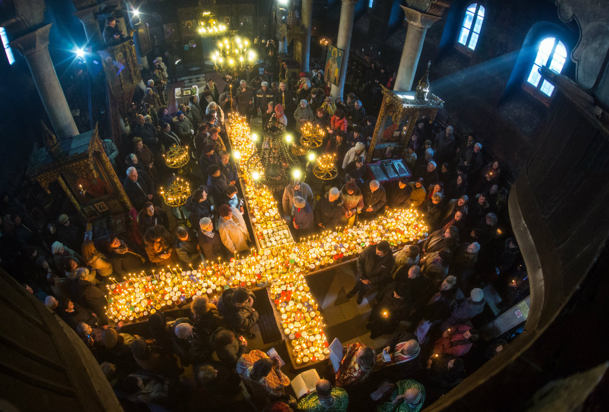 Българската фото колекция в Китай | Национално Сдружение Фотографска ...